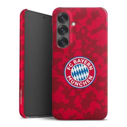 DeinDesign Galaxy S25 Handy Premium Case Smartphone Handyh&uuml;lle Schutzh&uuml;lle gl&auml;nzend Camouflage Fcb Fc Bayern M&uuml;nchen Premium Case