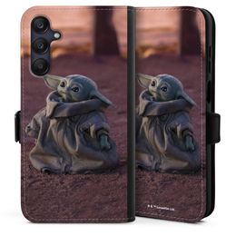 DeinDesign Galaxy A25 5G Handy Klapph&uuml;lle Handyh&uuml;lle aus Kunst Leder schwarz Flip Case The Child Star Wars Baby Yoda Sideflip mit Lasche