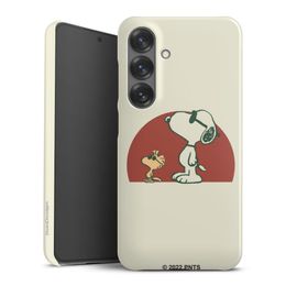 DeinDesign Galaxy S25 Handy Premium Case Smartphone Handyh&uuml;lle Schutzh&uuml;lle gl&auml;nzend Snoopy Official Licensed Product Kindheit Premium Case