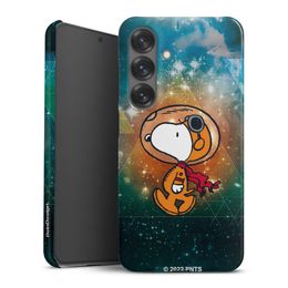 DeinDesign Galaxy S25 Handy Premium Case Smartphone Handyh&uuml;lle Schutzh&uuml;lle gl&auml;nzend Official Licensed Product Snoopy Astronaut Premium Case