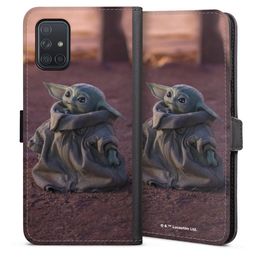 DeinDesign Galaxy A71 Handy Klapph&uuml;lle Handyh&uuml;lle aus Kunst Leder schwarz Flip Case The Child Star Wars Baby Yoda Sideflip mit Lasche