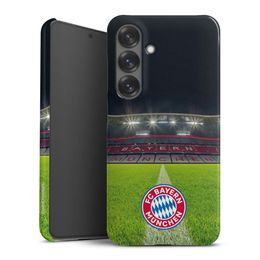DeinDesign Galaxy S25 Handy Premium Case Smartphone Handyh&uuml;lle Schutzh&uuml;lle gl&auml;nzend Stadium Fc Bayern M&uuml;nchen Fcb Premium Case