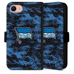 DeinDesign iPhone 16e Handy Klapph&uuml;lle Handyh&uuml;lle aus Kunst Leder schwarz Flip Case Flag Hertha Bsc Logo Sideflip mit Lasche