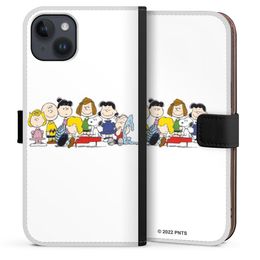 DeinDesign iPhone 14 Plus Handy Klapph&uuml;lle Handyh&uuml;lle aus Kunst Leder schwarz Flip Case Merchandise Peanuts Kindheit Sideflip mit langer Lasche