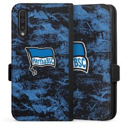 DeinDesign Galaxy A50 Handy Klapph&uuml;lle Handyh&uuml;lle aus Kunst Leder schwarz Flip Case Flag Hertha Bsc Logo Sideflip mit Lasche