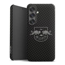DeinDesign Galaxy S25 Handy Premium Case Smartphone Handyh&uuml;lle Schutzh&uuml;lle gl&auml;nzend Rb Leipzig Carbon Metallic Look Premium Case