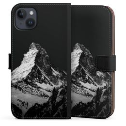 DeinDesign iPhone 14 Plus Handy Klapph&uuml;lle Handyh&uuml;lle aus Kunst Leder schwarz Flip Case Mountain Snow Mountain Top Sideflip mit langer Lasche