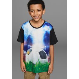 T-Shirt Kidsworld "Mit coolem FUSSBALL-Print", Jungen, Gr. 116/122, schwarz, Jersey, Obermaterial: 100% Baumwolle. Obermaterial Vorderteil: 100% Polyester, bedruckt, Basic, Rundhals, Shirts T-Shirt, Kurzarm, Basic-Passform, mit trendigem Druck, Rundhalsausschnitt
