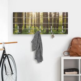 Bilderwelten Wandgarderobe Holzpalette Sonnenstrahlen in gr&uuml;nem Wald