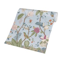 Bilderwelten Fototapete Blumen Illustration Wandtapete blau - Illustrierte Blumen Chinoiserie auf Hellblau - Schmetterlinge Wohnzimmer Schlafzimmer