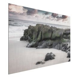 Bilderwelten Alu Dibond Outdoor Bild Strand beige Motiv wetterfest - Felsen am Strand - Landschaft Wohnzimmer Schlafzimmer