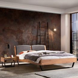 Pharao24.de Kufengestell Bett aus Wildeiche Massivholz Industry und Loft Stil