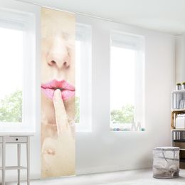 Bilderwelten Schiebegardine Portrait Fotomontage Klett oder Keder beige - My Secret - Deko Schiebevorhang Wohnzimmer Schlafzimmer