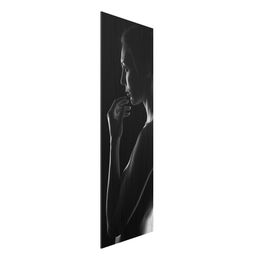 Bilderwelten Alu Dibond Outdoor Bild Portrait schwarz weiss modern wetterfest - Nachdenkliche Frau - Erotik Wohnzimmer Schlafzimmer