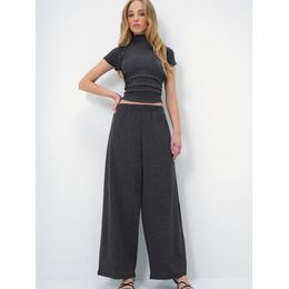 Trend Ala&ccedil;atı Stili Set: T-Shirt und Hose Damen Gr&ouml;&szlig;e S anthrazit