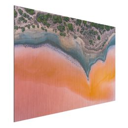 Alu Dibond Outdoor Bild - Oranges Seeufer auf Sardinien - Natur orange Motiv wetterfest Landschaft Wohnzimmer Schlafzimmer