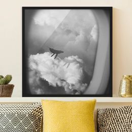 Bilderwelten Bild mit Rahmen Fliegender Wal in den Wolken