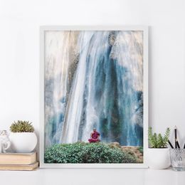 Bild mit Rahmen M&ouml;nch am Wasserfall