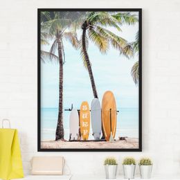 Bilderwelten Bild mit Rahmen Gelbe Surfboards unter Palmen
