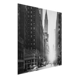 Alu Dibond Outdoor Bild - Lebhaftes New York - Stadt schwarz weiss Motiv wetterfest Architektur Wohnzimmer Schlafzimmer