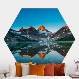 Bilderwelten Hexagon Fototapete Berglandschaft am Lake Magog in Kanada
