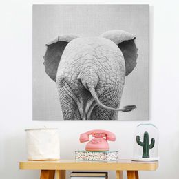 Bilderwelten Leinwandbild Baby Elefant von hinten Schwarz Wei&szlig;