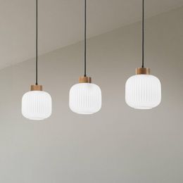 Hängelampe Harmony, Länge 110 cm, Opalglas Eichenholz 3-flg.
