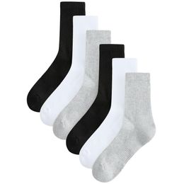 next Athletic Socks 'Essential' male Grey, Black, White size 6-8.5
