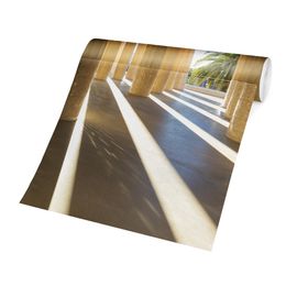 Bilderwelten Tapete - Fototapete S&auml;ulen Lichtspiel Barcelona - Wandtapete Schlafzimmer Wohnzimmer modern - auch kleisterfrei