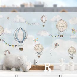 Fensterfolie Ballonparty zwischen den Wolken - Boho - Fensterbild Sichtschutzfolie Fensteraufkleber blickdicht Kinderzimmer Babyzimmer Jungen M&auml;dchen