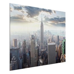 Bilderwelten Alu Dibond Outdoor Bild Stadt beige Motiv wetterfest - Sonnenaufgang in New York - Amerika Wohnzimmer Schlafzimmer
