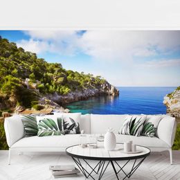 Bilderwelten Fototapete Strand Motiv Wandtapete blau - Cala de Deia in Mallorca - K&uuml;ste Wohnzimmer Schlafzimmer