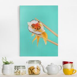 Bilderwelten Leinwandbild Jonas Loose K&uuml;che Pop Art Sushi mit Goldfisch - Leinwanddruck Hochformat - Wandbild S-XXL - moderne K&uuml;chenbilder auf Leinwand