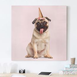 Bilderwelten Leinwandbild Tiere Fotomontage Kunstdruck beige - Mops mit Eiswaffel - Hund XXL K&uuml;che