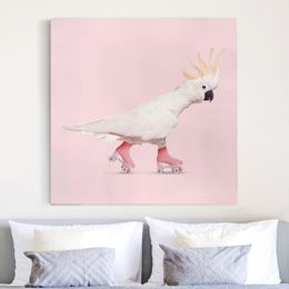 Bilderwelten Leinwandbild Tiere Fotomontage Kunstdruck rosa - Kakadu mit Rollschuhen - Skating XXL Wohnzimmer Schlafzimmer