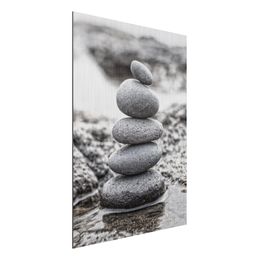Bilderwelten Alu Dibond Outdoor Bild Spirituell grau Motiv wetterfest - Steinturm im Wasser - Deko Wohnzimmer Schlafzimmer