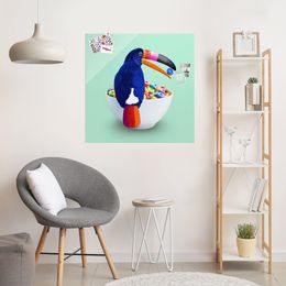 Bilderwelten Glasbild Tiere modern gr&uuml;n Glas Wandbild - Fr&uuml;hst&uuml;ck mit Tukan - V&ouml;gel K&uuml;che