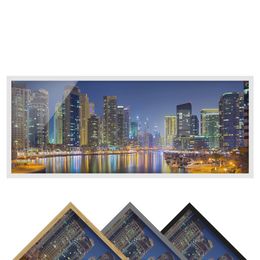 Bilderwelten Bild mit Rahmen - Panorama Dubai Nacht Skyline