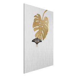 Alu Dibond Outdoor Bild - Goldene Monstera mit Schmetterling - Tiere gold Tropisch wetterfest Pflanzen Wohnzimmer Schlafzimmer