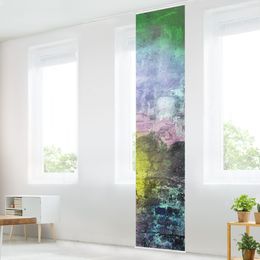 Schiebegardine Bunte bespr&uuml;hte alte Wand aus Backstein