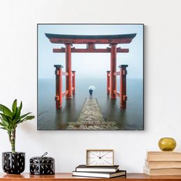 Wechselbild Rotes Torii am Ashi-See