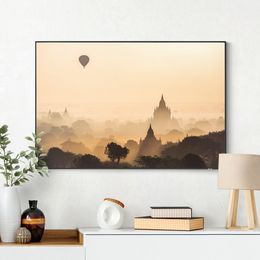 Wechselbild Hei&szlig;luftballon im Nebel