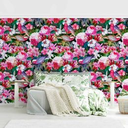 Bilderwelten Mustertapete Tiere Tropisch Wandtapete bunt - Bunte Tropische Blumen mit V&ouml;geln Pink - Rose Wohnzimmer Schlafzimmer