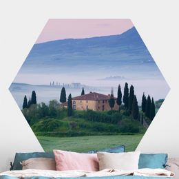 Bilderwelten Hexagon Tapete Wald Motiv Wandtapete bunt - Sonnenaufgang in der Toskana - Italien Wohnzimmer Schlafzimmer