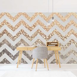 Bilderwelten Mustertapete Vliestapete Illustration Wandtapete grau - Zackenlinien mit Goldglitzer und Silber - Geometrisch Wohnzimmer Schlafzimmer