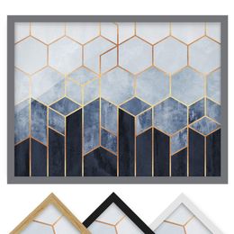 Bilderwelten Bild mit Rahmen - Querformat Goldene Sechsecke Blau Wei&szlig;