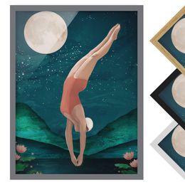 Bilderwelten Bild mit Rahmen - Hochformat Illustration Badende Frau Mond Malerei