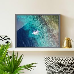 Bilderwelten Bild mit Rahmen Boot auf dem Meer Draufsicht