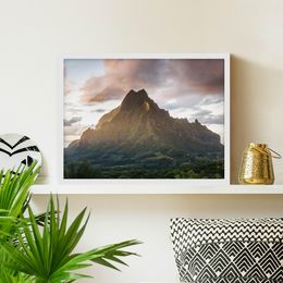 Bilderwelten Bild mit Rahmen Natur gr&uuml;n Motiv inkl. Rahmung - Der Berg - Berg Wohnzimmer Schlafzimmer