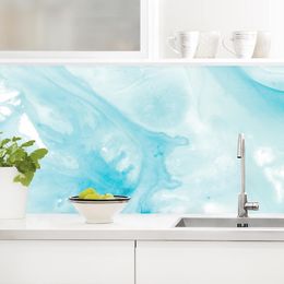 K&uuml;chenr&uuml;ckwand Abstrakt Emulsion in wei&szlig; und t&uuml;rkis I